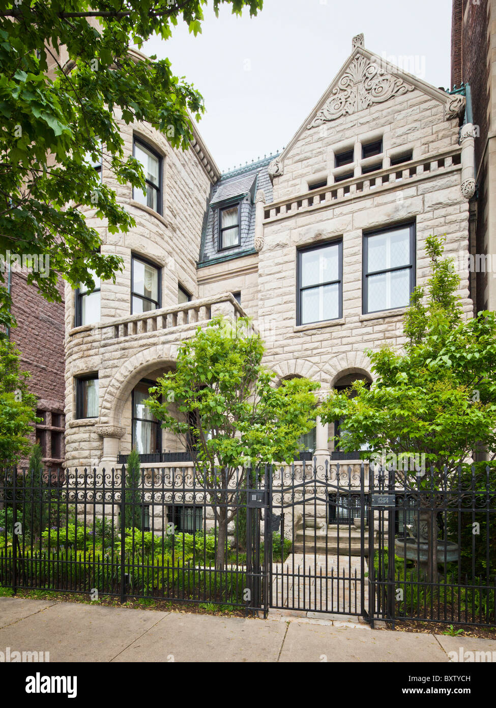 Mason bryman starring house hi-res stock photography and images - Alamy