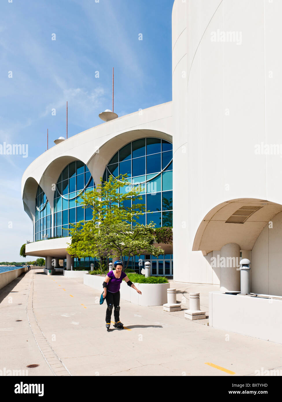 Monona terrace hi-res stock photography and images - Alamy