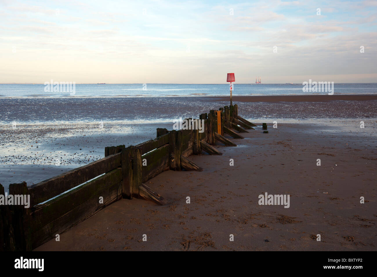 Humber estuary cleethorpes hi-res stock photography and images - Alamy