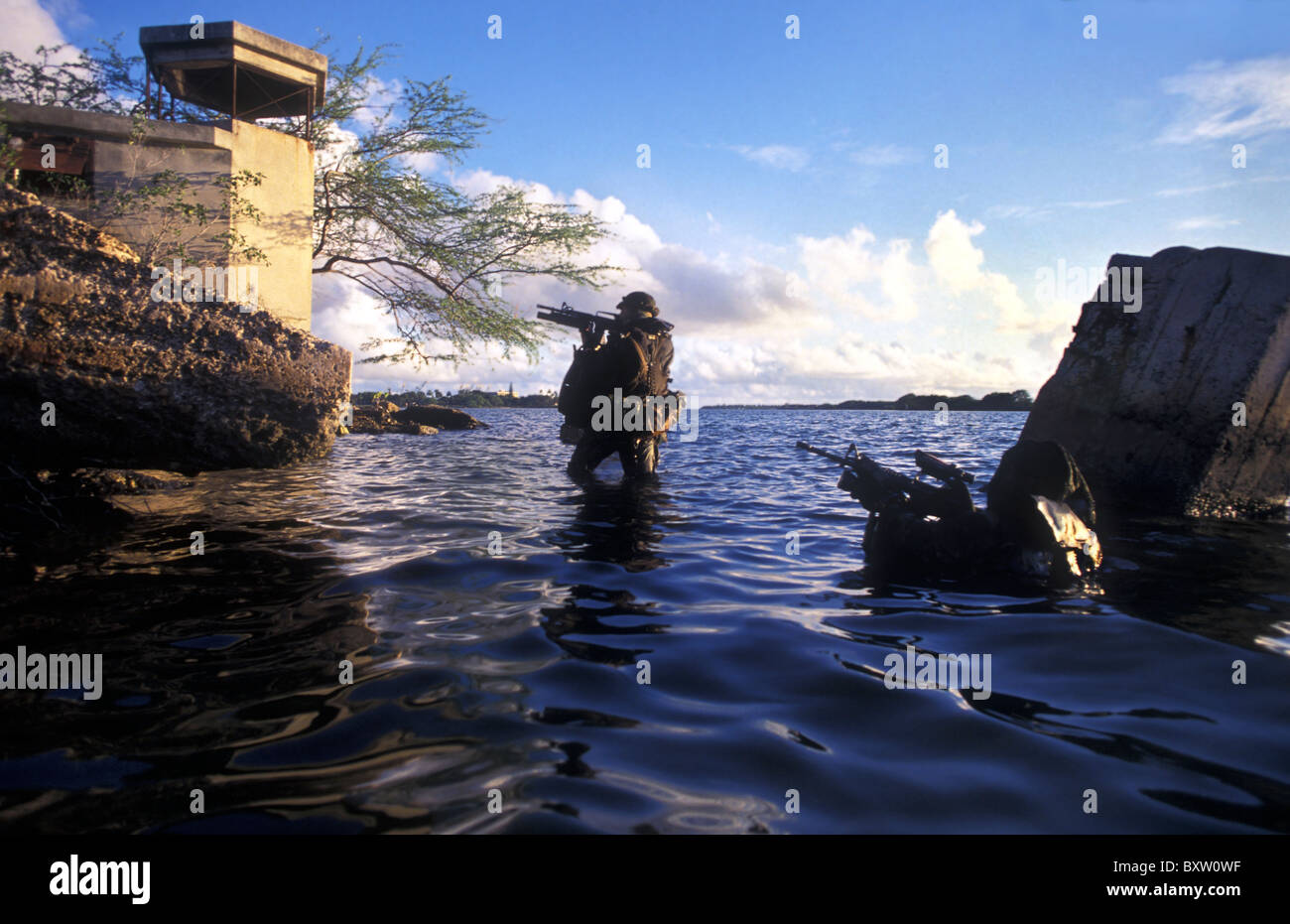 Navy seals on beach hi-res stock photography and images - Alamy