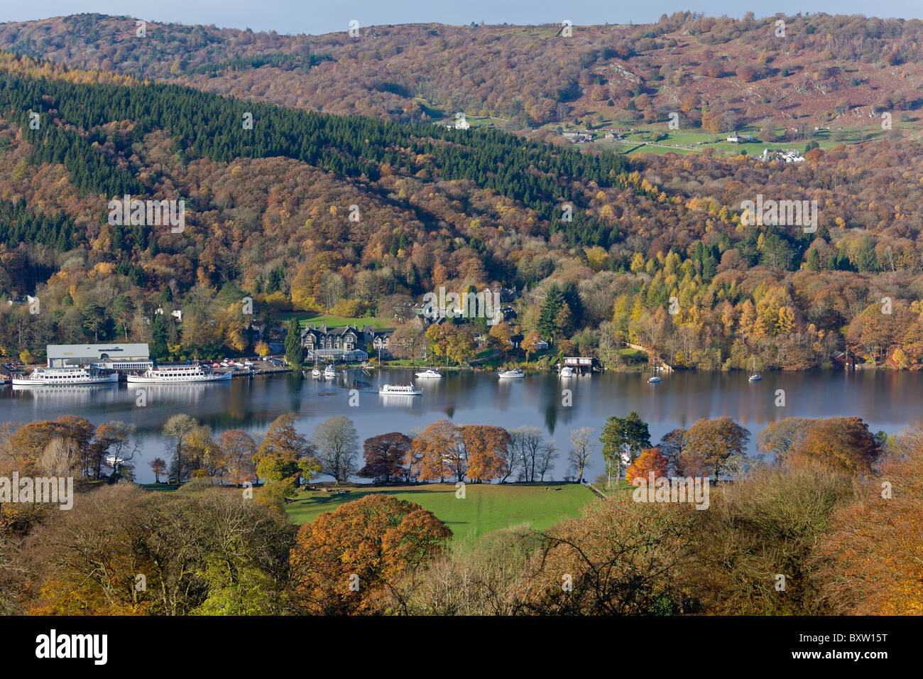 Fell Foot Park and Lakeside in the Autumn, Lake Windermere, Cumbria ...
