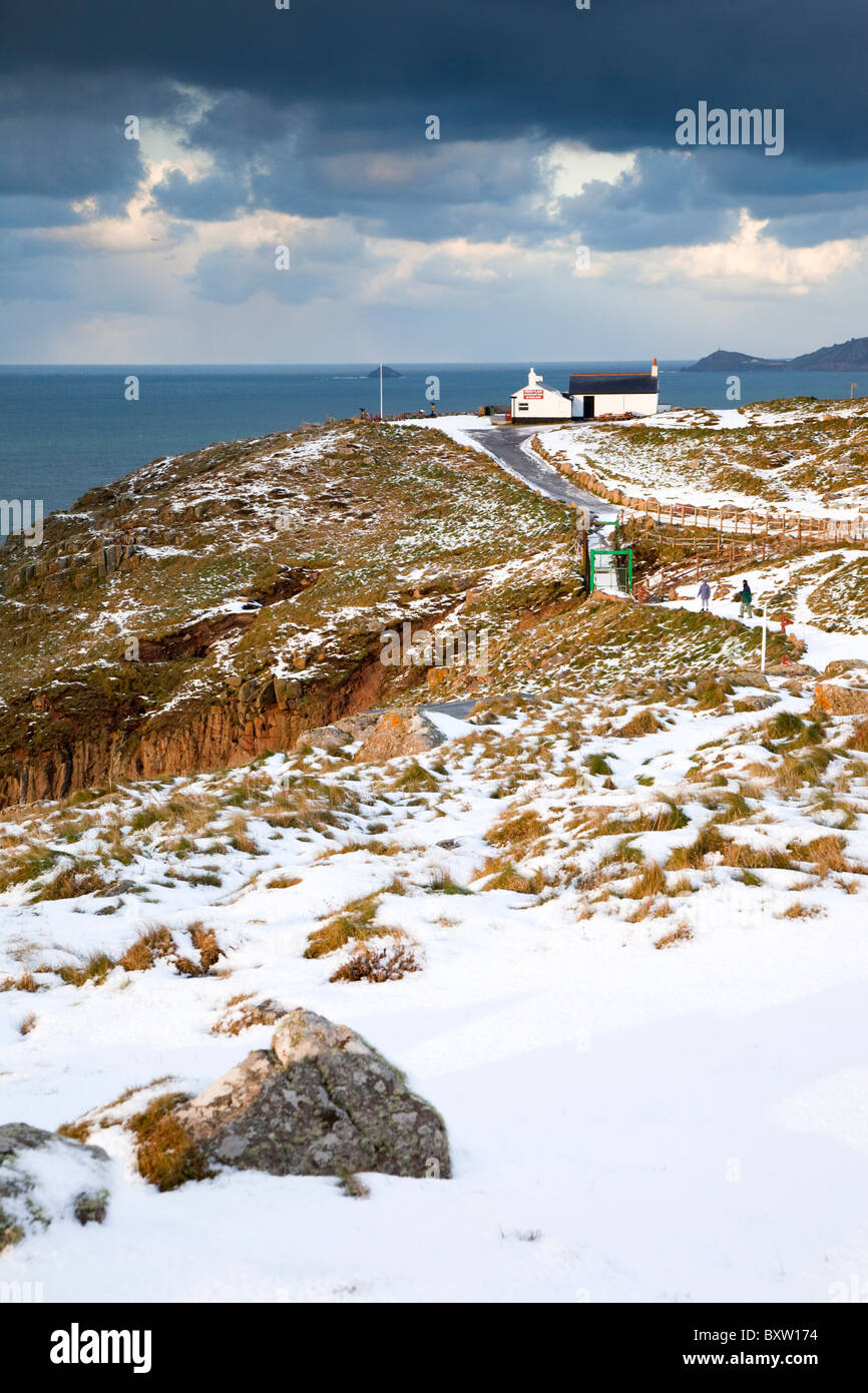 Cornish landscape in uk lands hi-res stock photography and images - Alamy