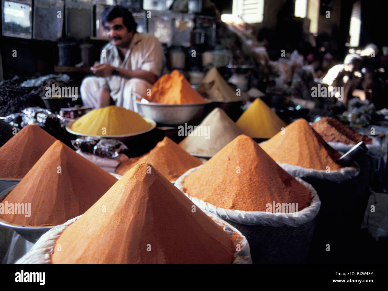 Market stall with variety of spices Stock Photo - Alamy