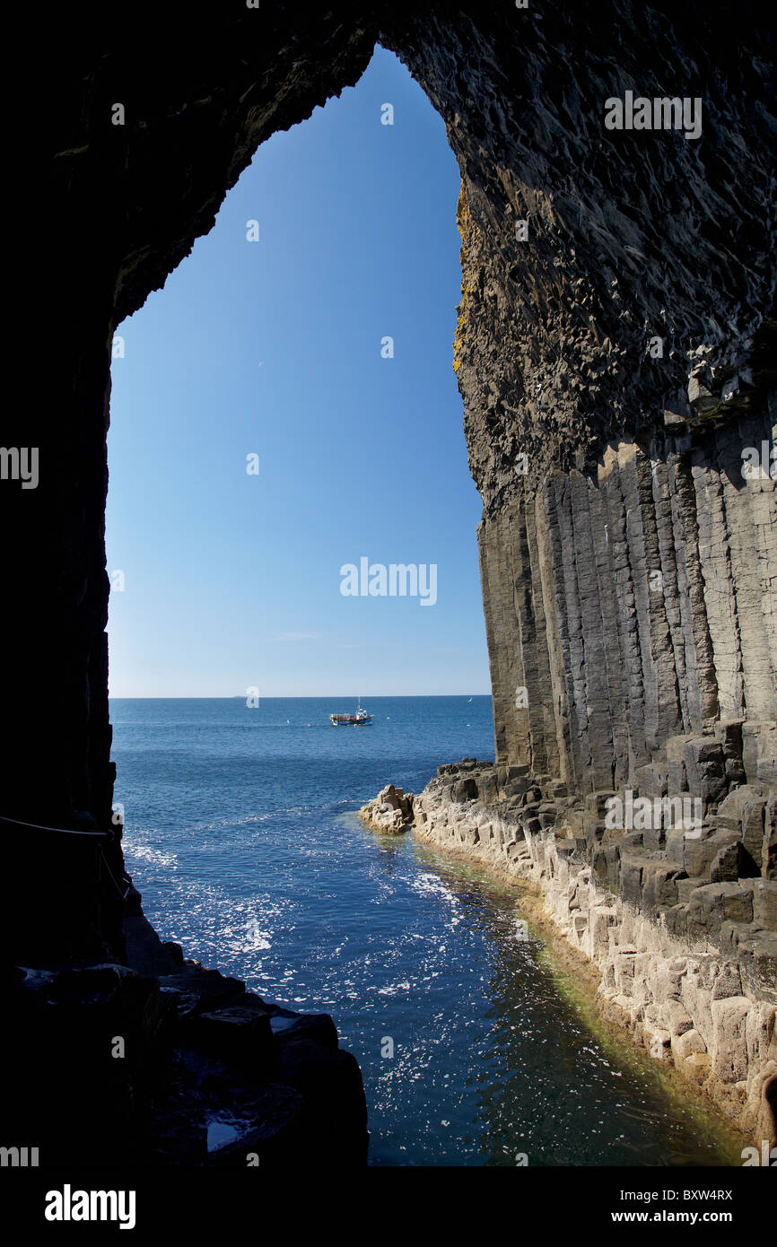 Fingal's Cave, Staffa, off Isle of Mull, Scotland, United Kingdom Stock ...