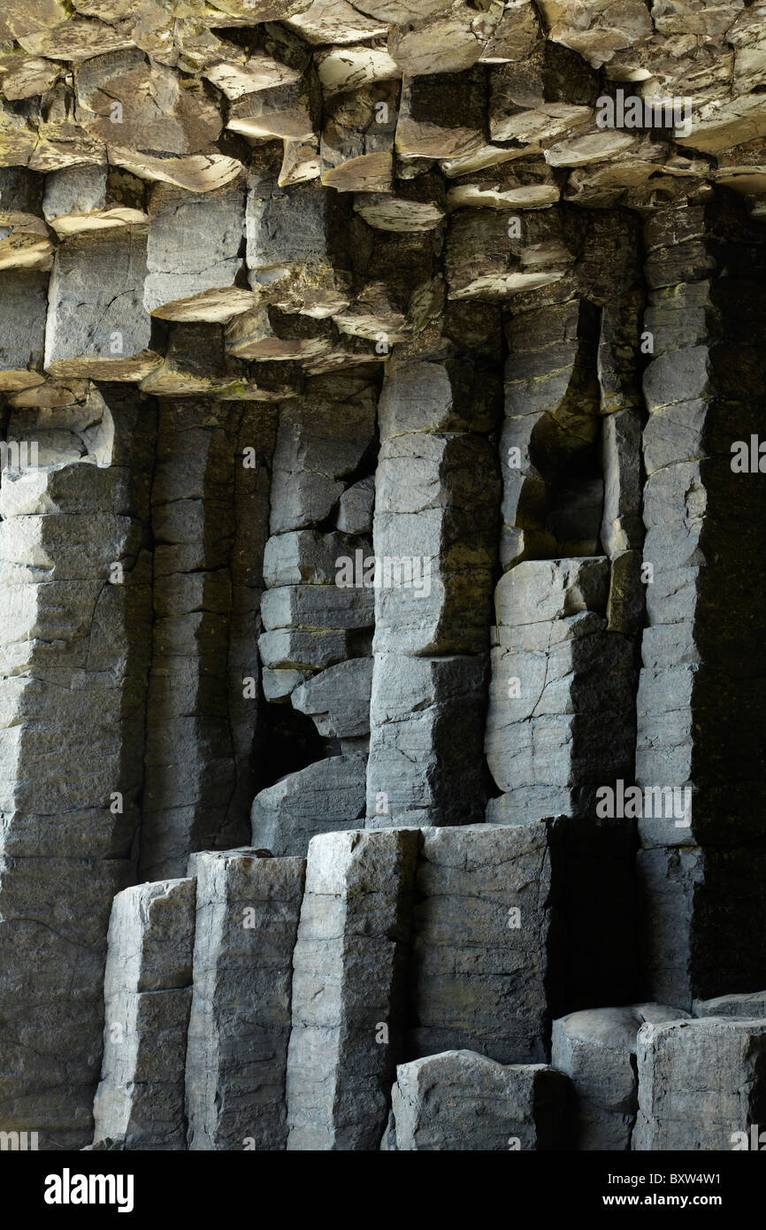 Basalt Columns by Fingal's Cave, Staffa, off Isle of Mull, Scotland ...