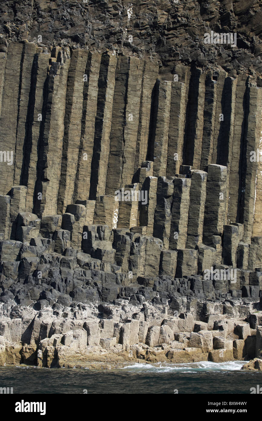 Basalt Columns by Fingal's Cave, Staffa, off Isle of Mull, Scotland ...