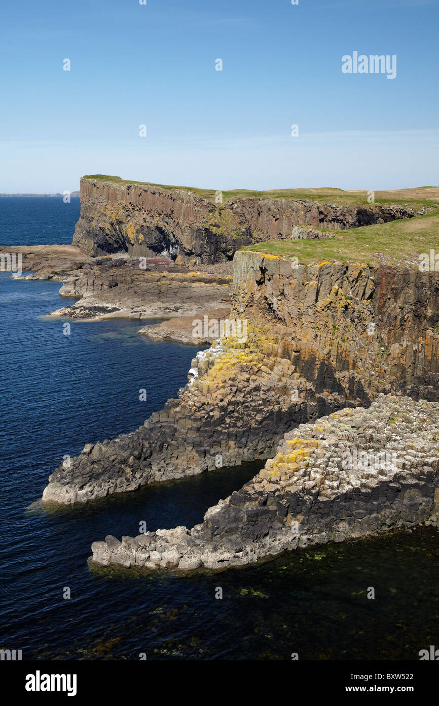 Sea cliffs and polygonal basalt, Staffa, off Isle of Mull, Scotland ...