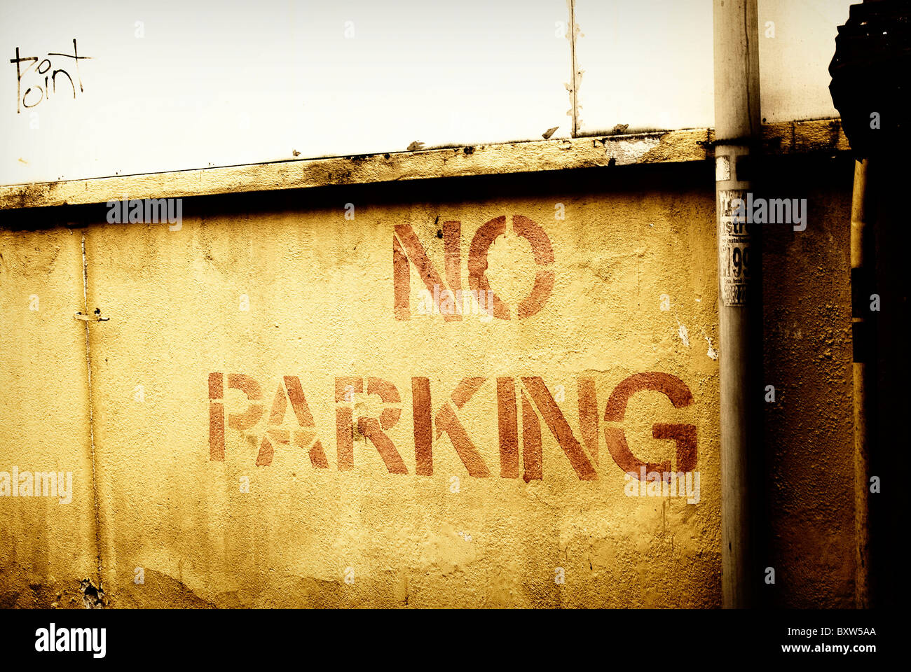 No Parking graffiti Stock Photo - Alamy