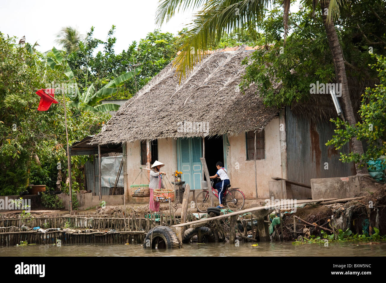 Mekong bank hi-res stock photography and images - Alamy