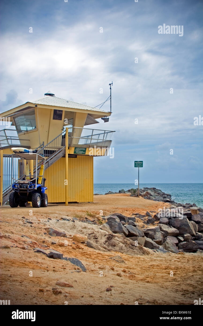 Lifesaving watch tower at Noosa Heads Main Beach, black clouds and ...