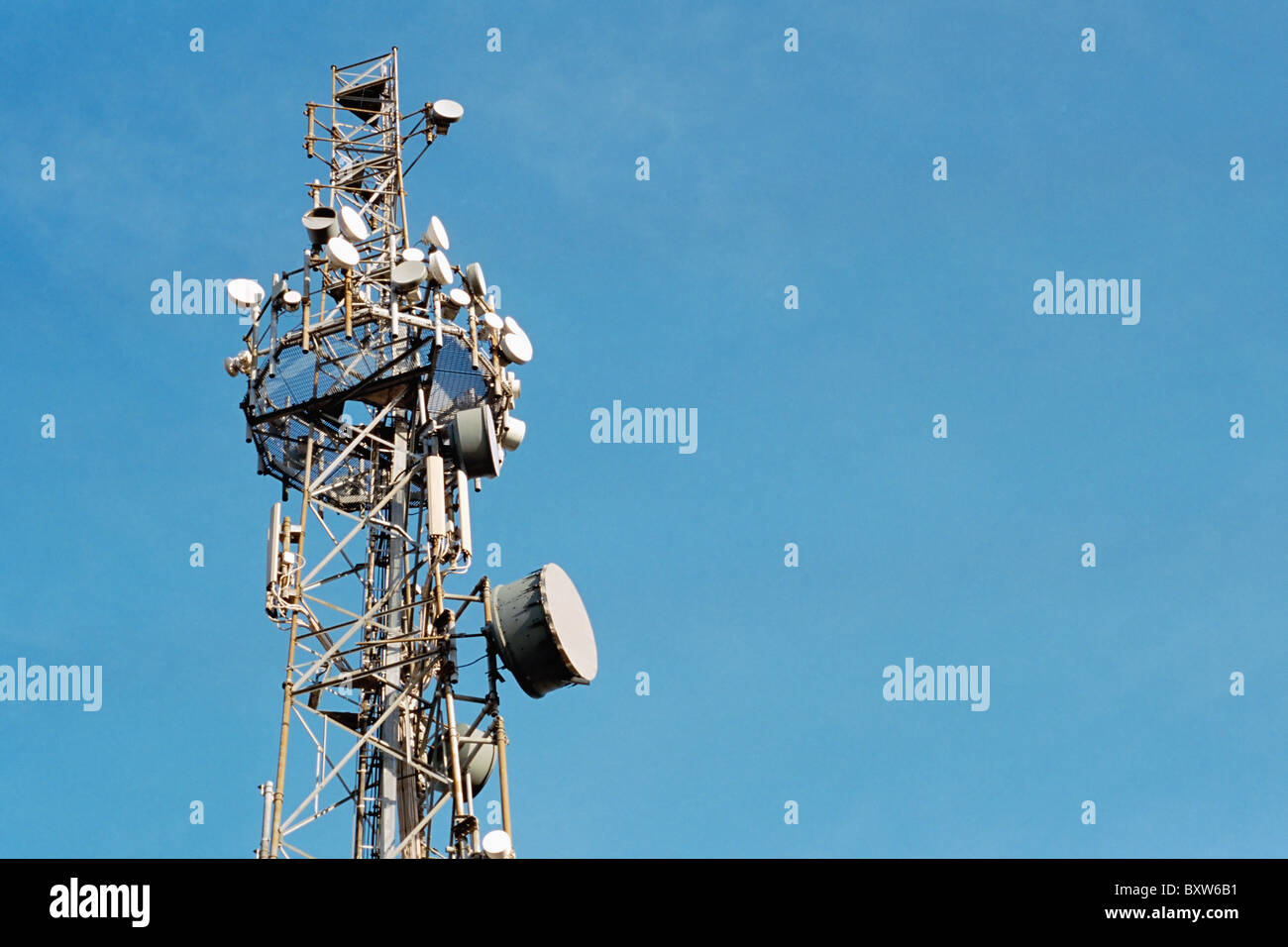 Base transceiver station bts hi-res stock photography and images - Alamy
