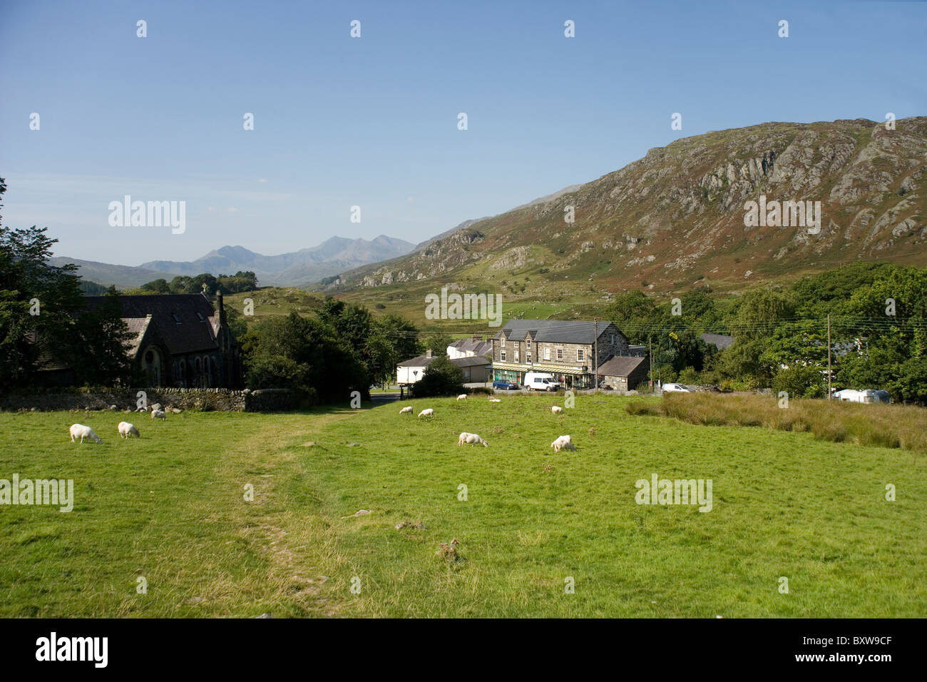 Capel curig snowdon hi-res stock photography and images - Alamy