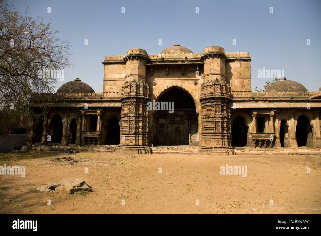 The Bai Harir Mosque at Ahmedabad, Gujarat, India Stock Photo - Alamy