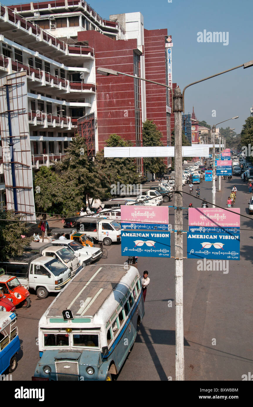 MYANMAR (BURMA) .TRAFFIC IN THE CAPITAL CITY YANGON (RANGOON Stock ...