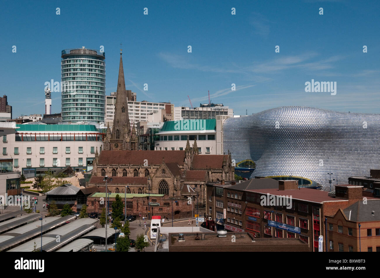 Birmingham city centre, Rotunda, St. Martin's, Selfridges building and ...