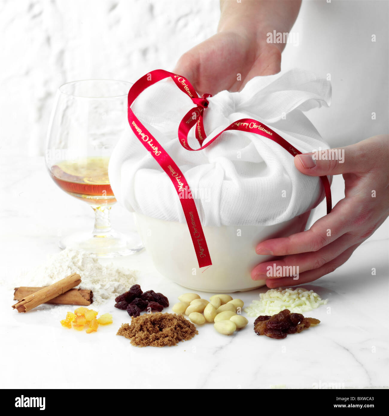 Pudding basin hi-res stock photography and images - Alamy