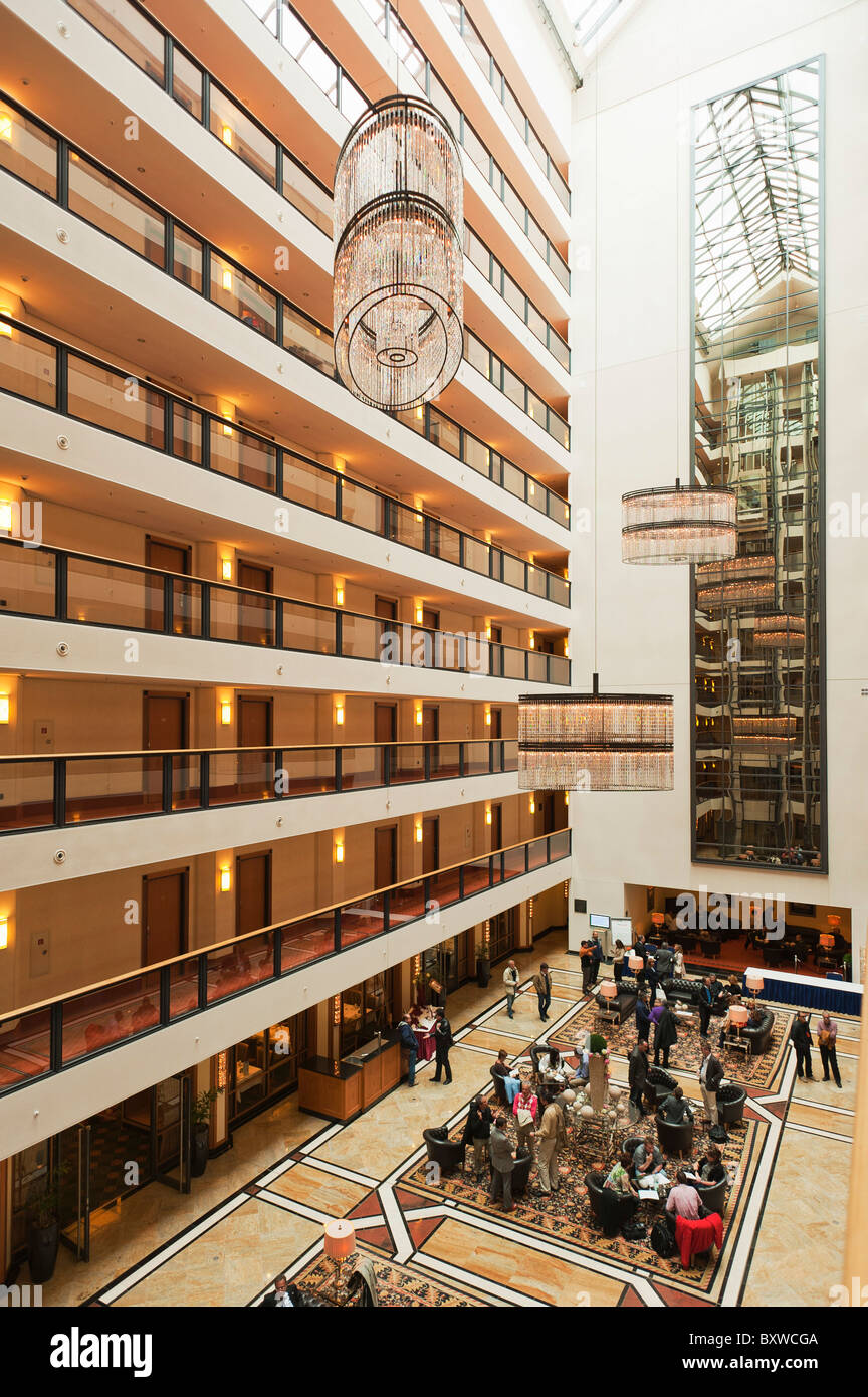 Maritim hotel hi-res stock photography and images - Alamy