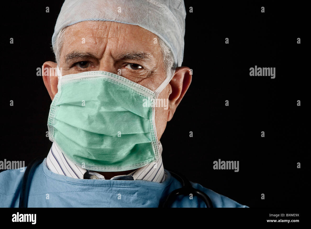 Portrait of a surgeon Stock Photo - Alamy