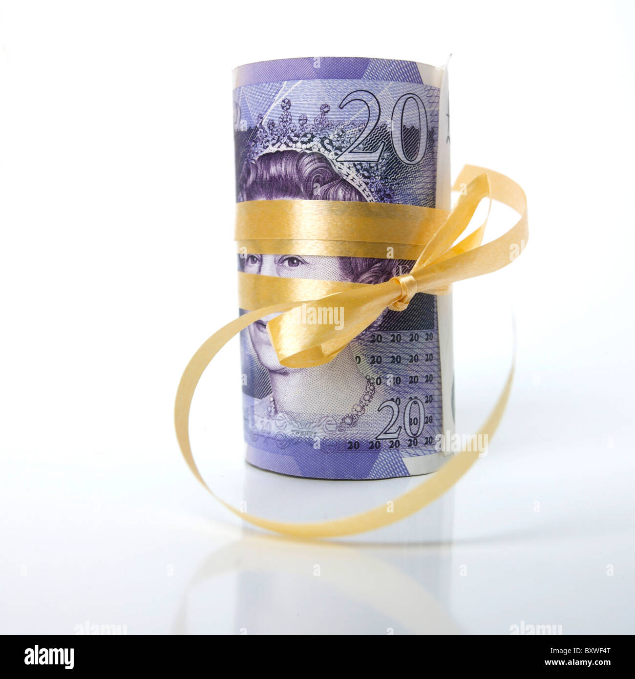 Rolled money notes uk hi-res stock photography and images - Alamy