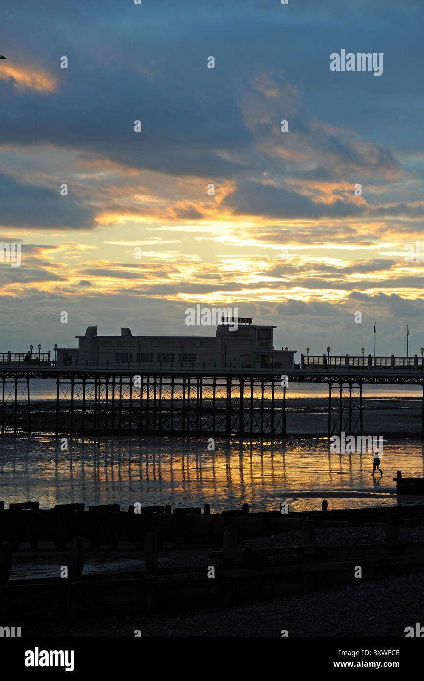 Worthing pier walk hi-res stock photography and images - Alamy