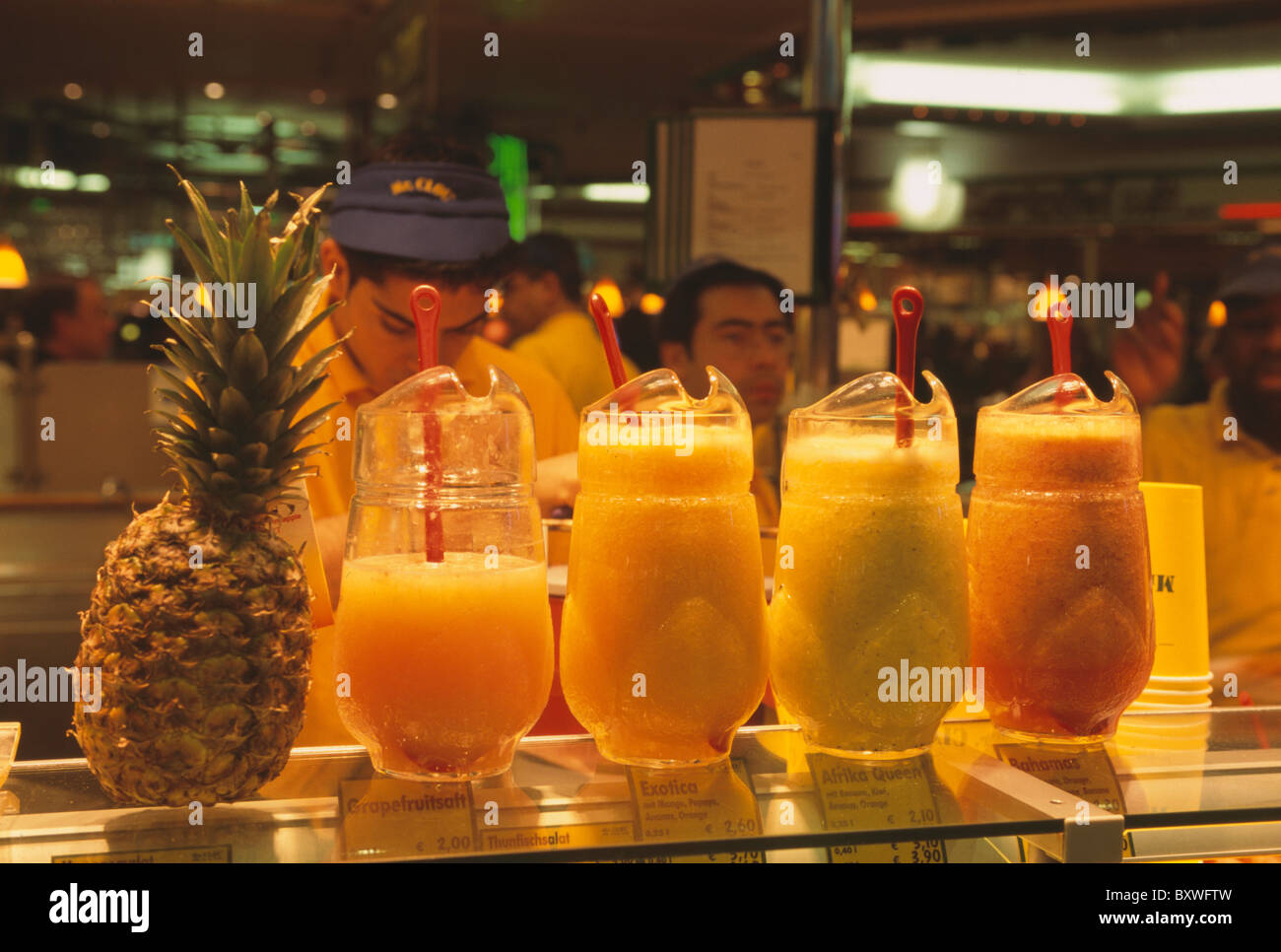 Juice-Bar in the station, Hamburg, Germany Stock Photo - Alamy