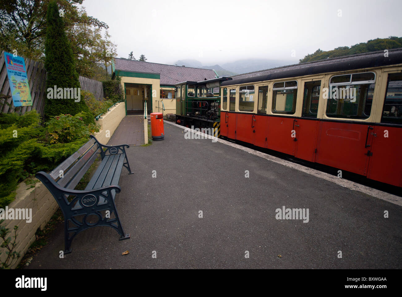 Llanberis Station Gwynd Snowdonia National Park Wales UK Carriage ...
