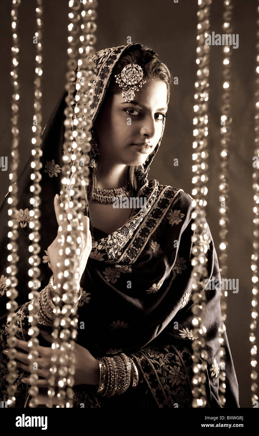 Portrait of a Muslim woman Stock Photo - Alamy