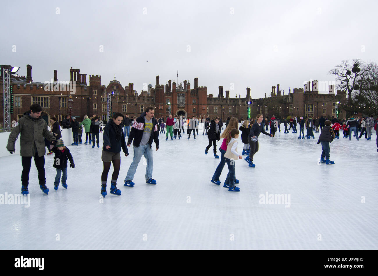 Ice skating hampton court palace hi-res stock photography and images ...
