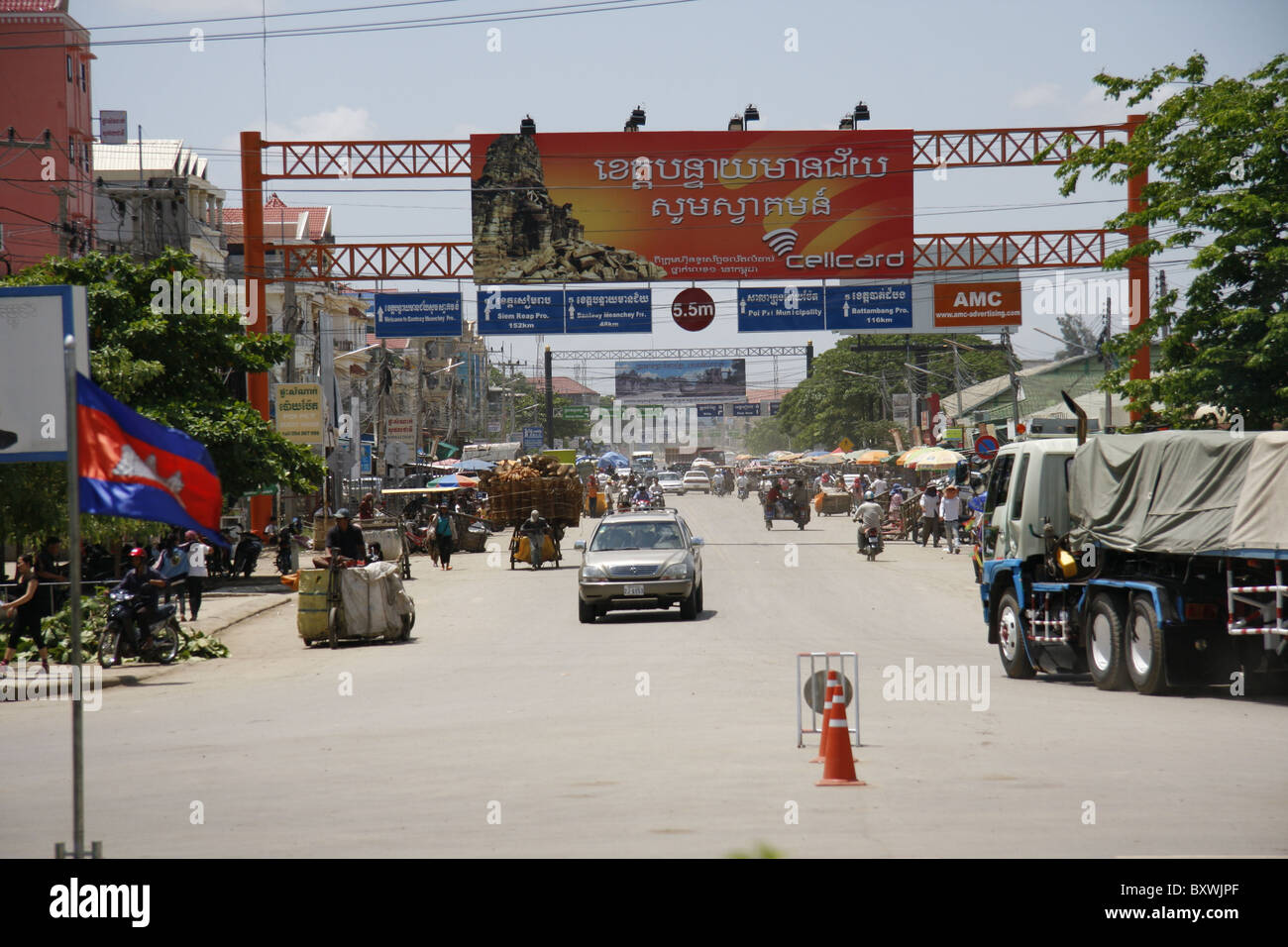 Cambodia thailand border crossing poipet High Resolution Stock ...