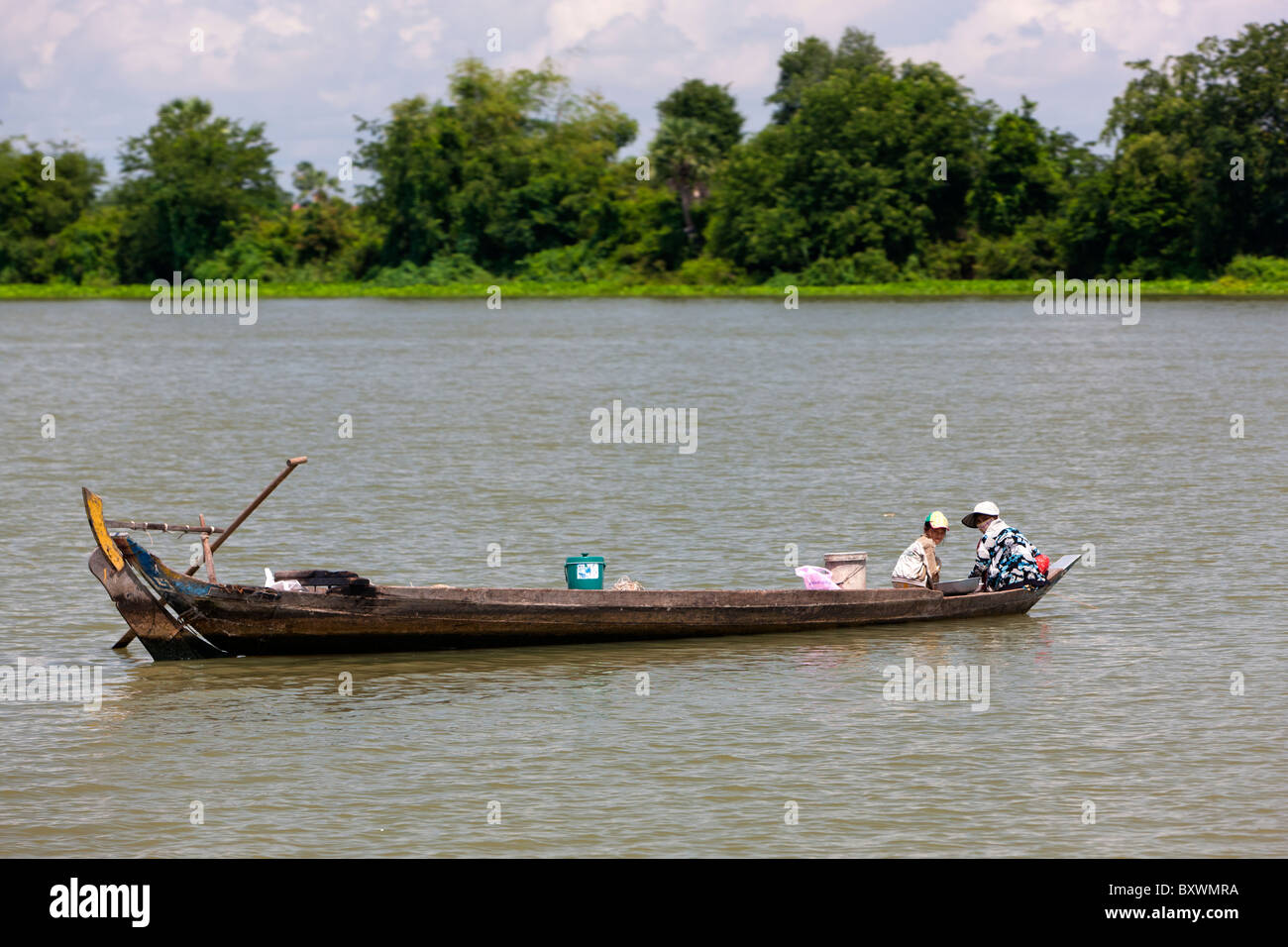 Vietnamese boat people hi-res stock photography and images - Alamy