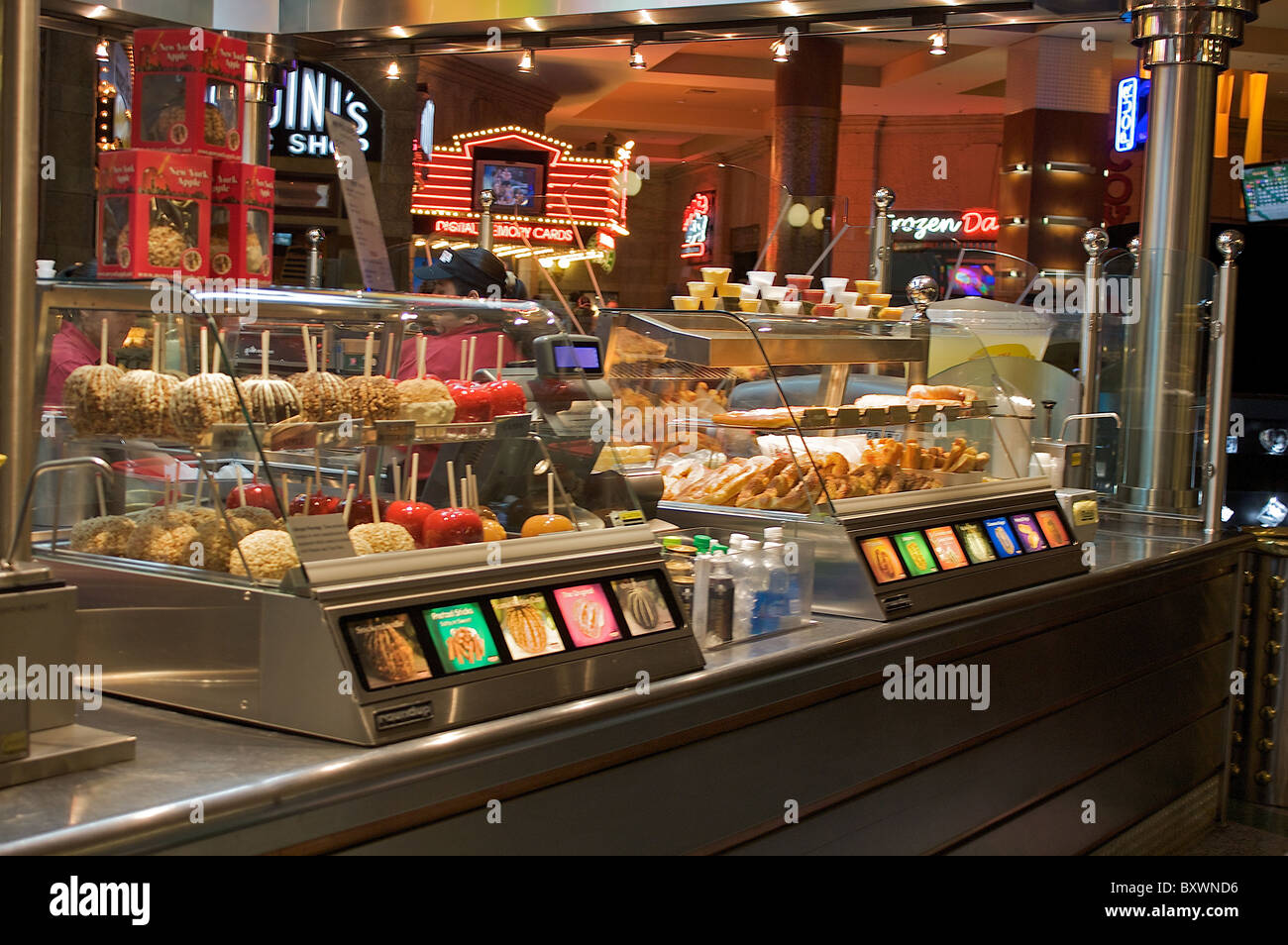 Fast food hotel hi-res stock photography and images - Alamy