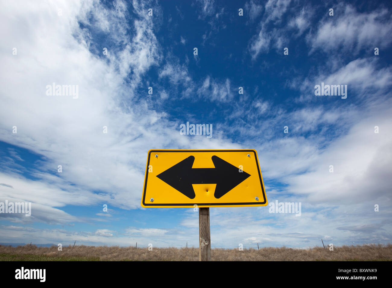 Country road signs arrows hi-res stock photography and images - Alamy