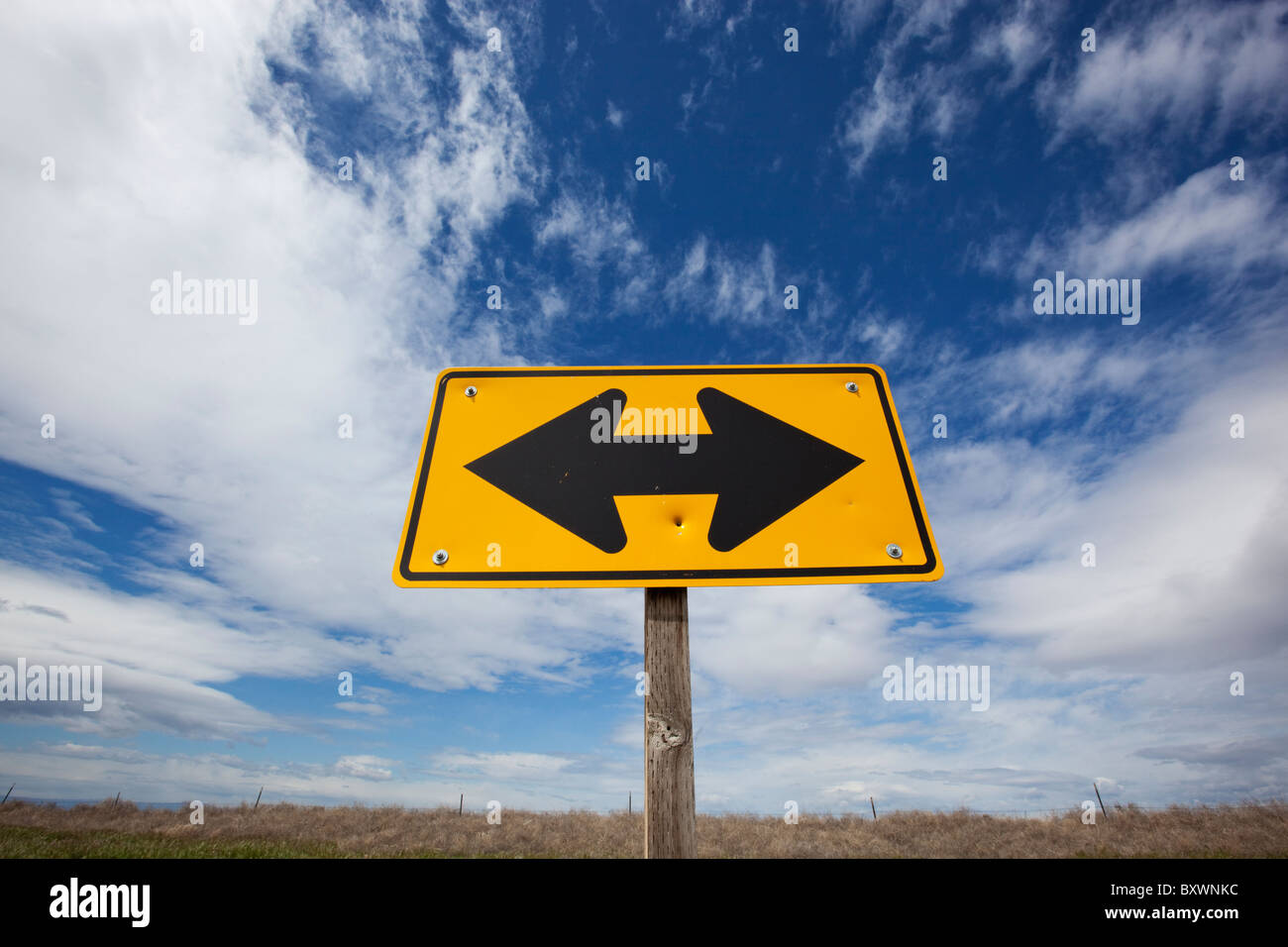 Warning structures hi-res stock photography and images - Alamy