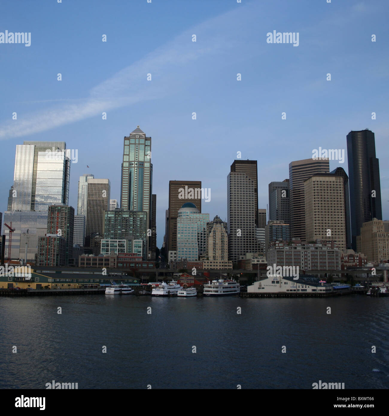 Seattle skyline at dusk October 2006 Stock Photo - Alamy