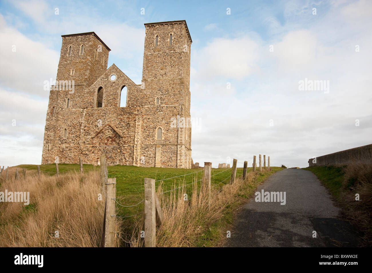 Reculver medieval church towers hi-res stock photography and images - Alamy