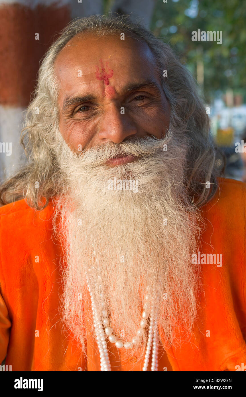 Portrait of a sadhu with a long white beard, Pushkar Mela, Pushkar ...