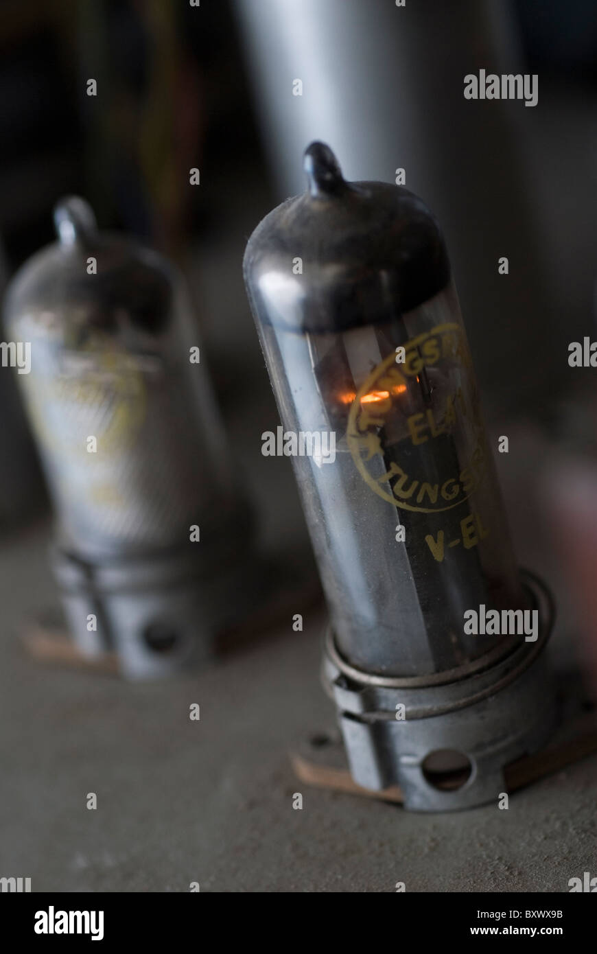 Radio light hi-res stock photography and images - Alamy