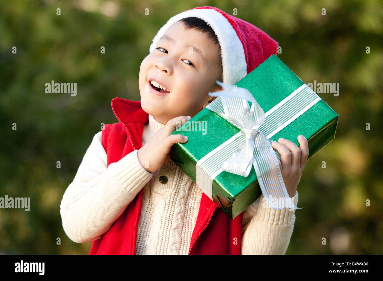 Happy boy and present hi-res stock photography and images - Alamy