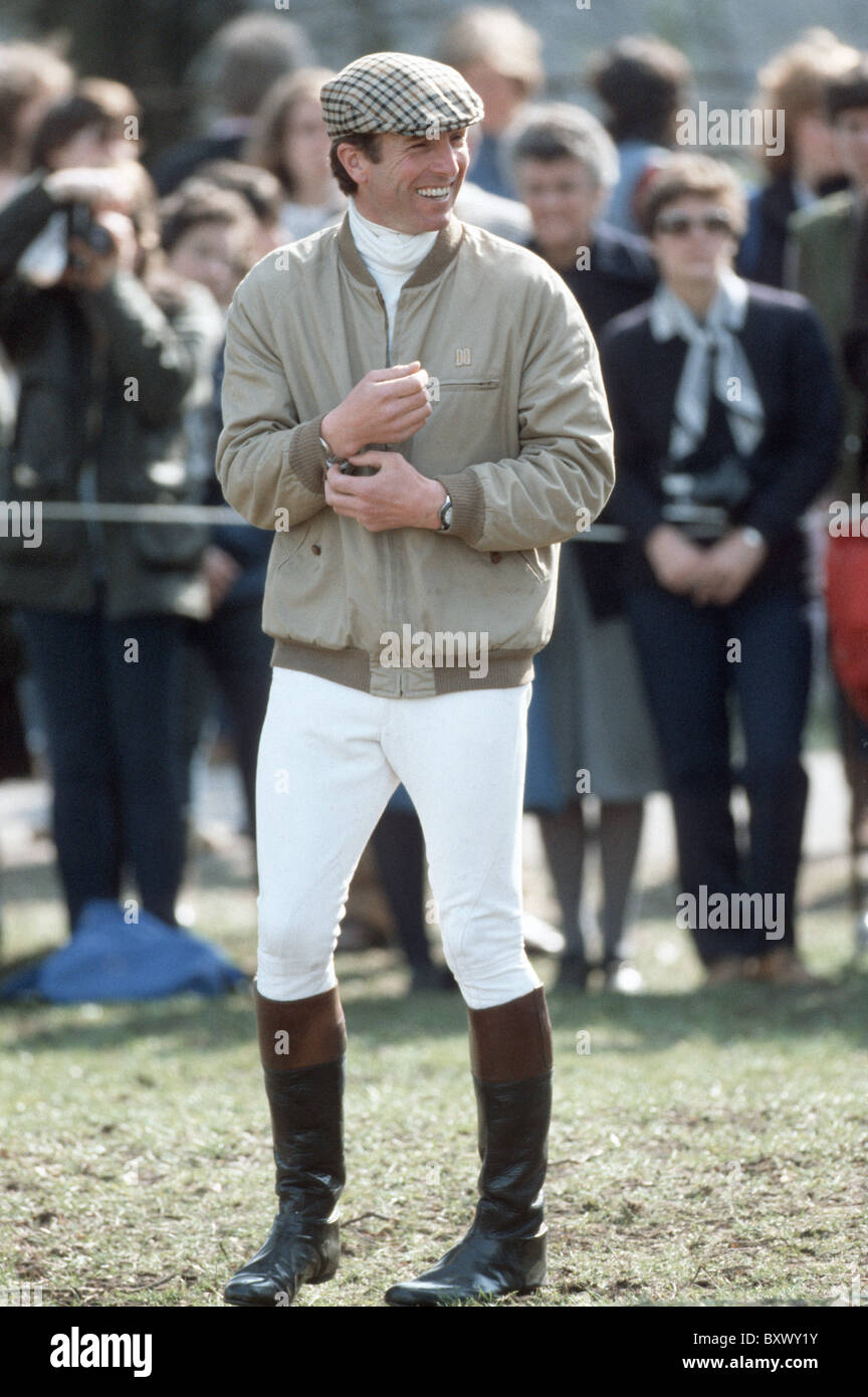 Mark phillips hi-res stock photography and images - Alamy