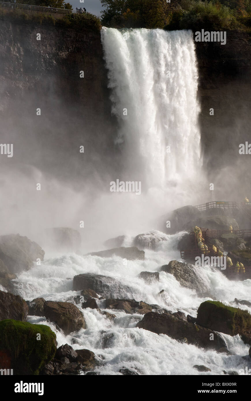 The Bridal Veil Falls, part of the America side of Niagara Falls in New ...