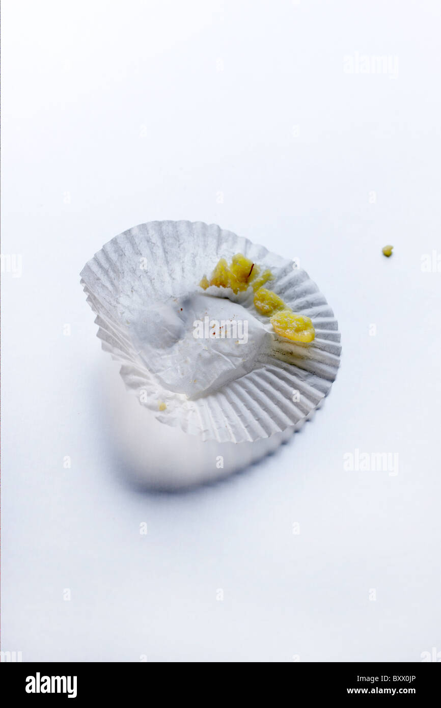 Finished cake hi-res stock photography and images - Alamy