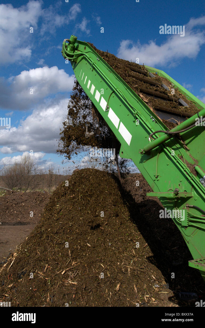 Compost production hi-res stock photography and images - Alamy