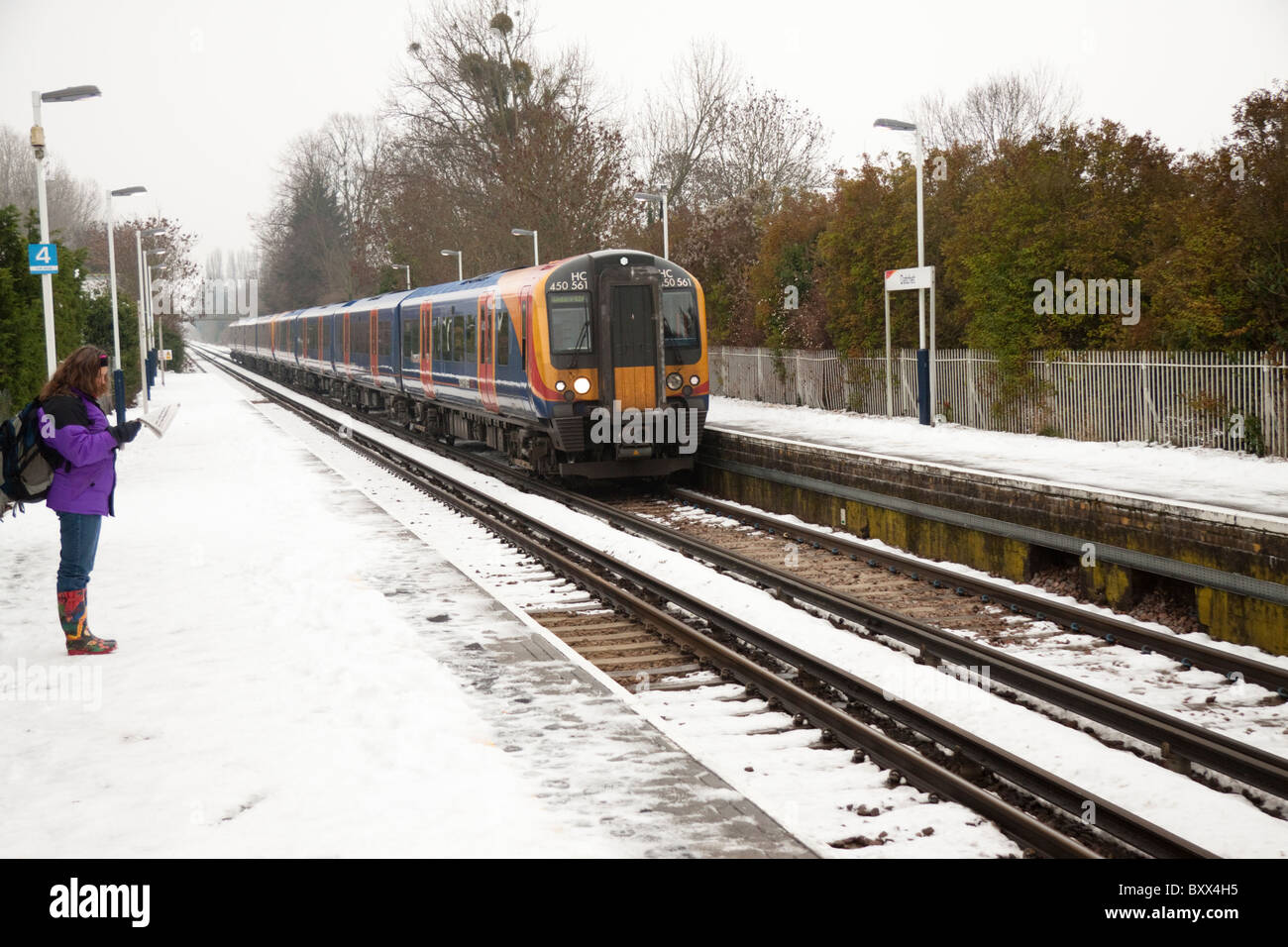 Datchet train station hi-res stock photography and images - Alamy