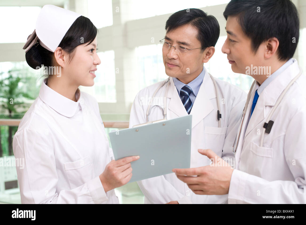 Portrait of doctors at work Stock Photo - Alamy