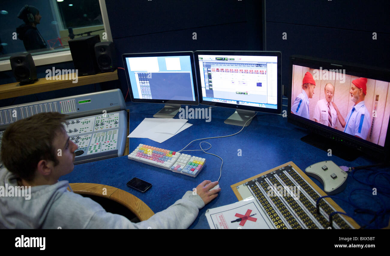 Technology undergrad students Leicester Mark Makela Montfort University ...