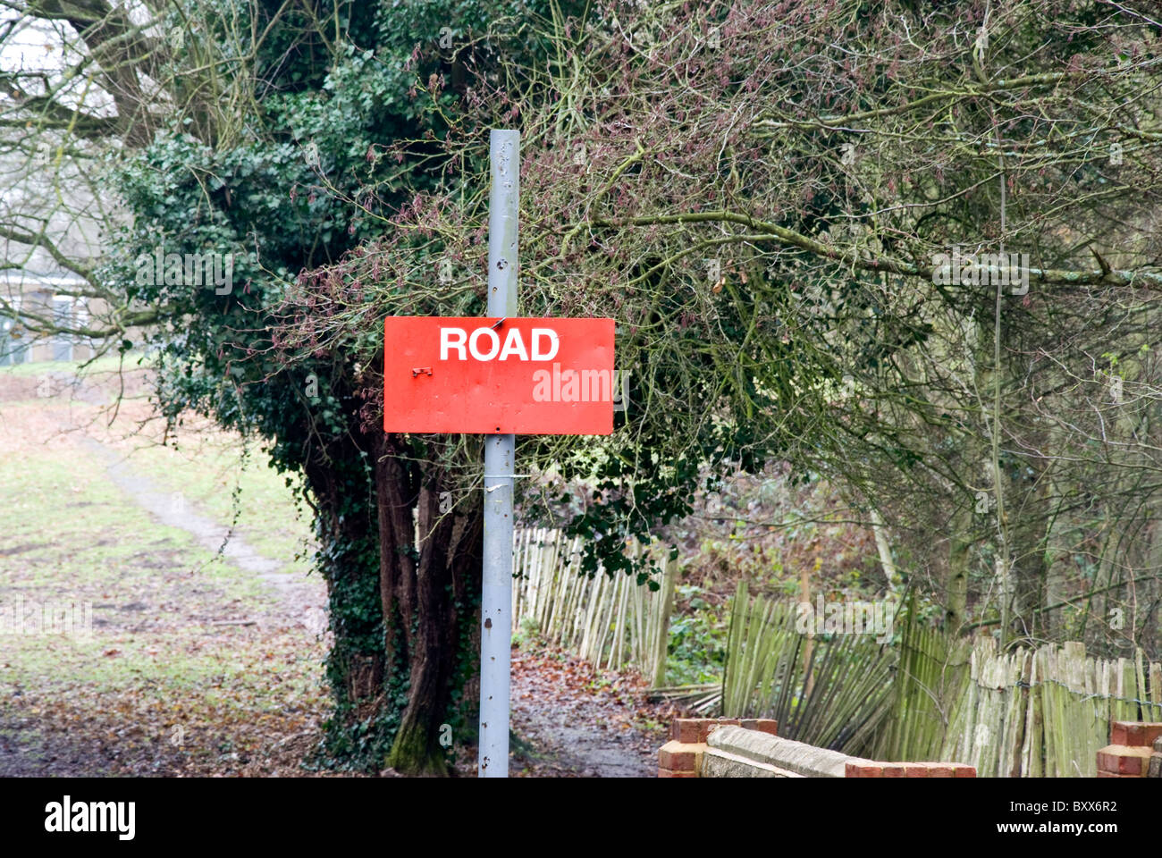 sign saying road Stock Photo - Alamy