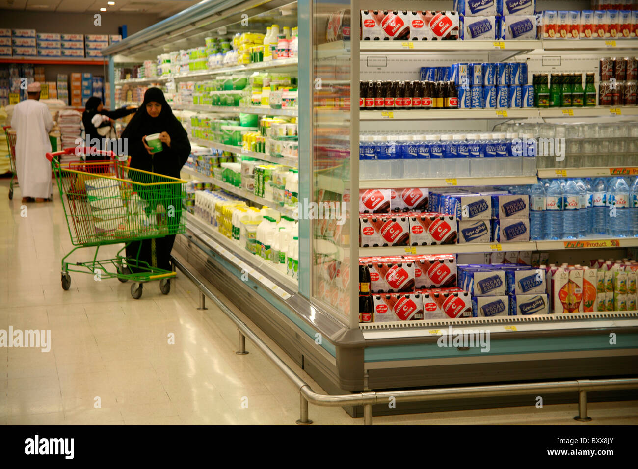 Omani woman shopping in a modern Arab supermarket Muscat Stock Photo ...