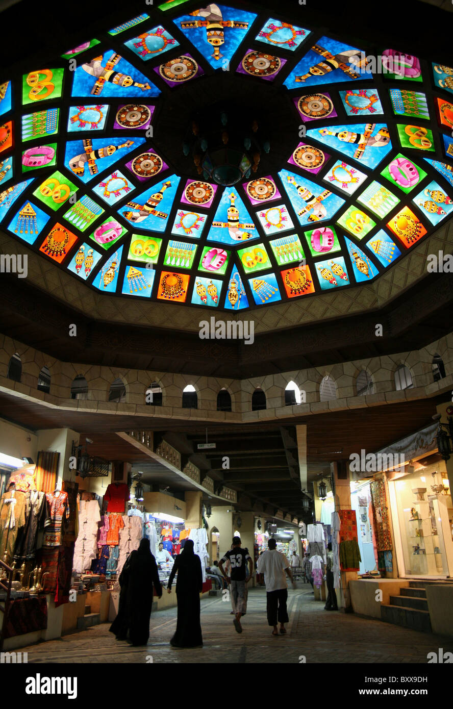 Scene inside the Muttrah souq in Muscat Oman Stock Photo - Alamy