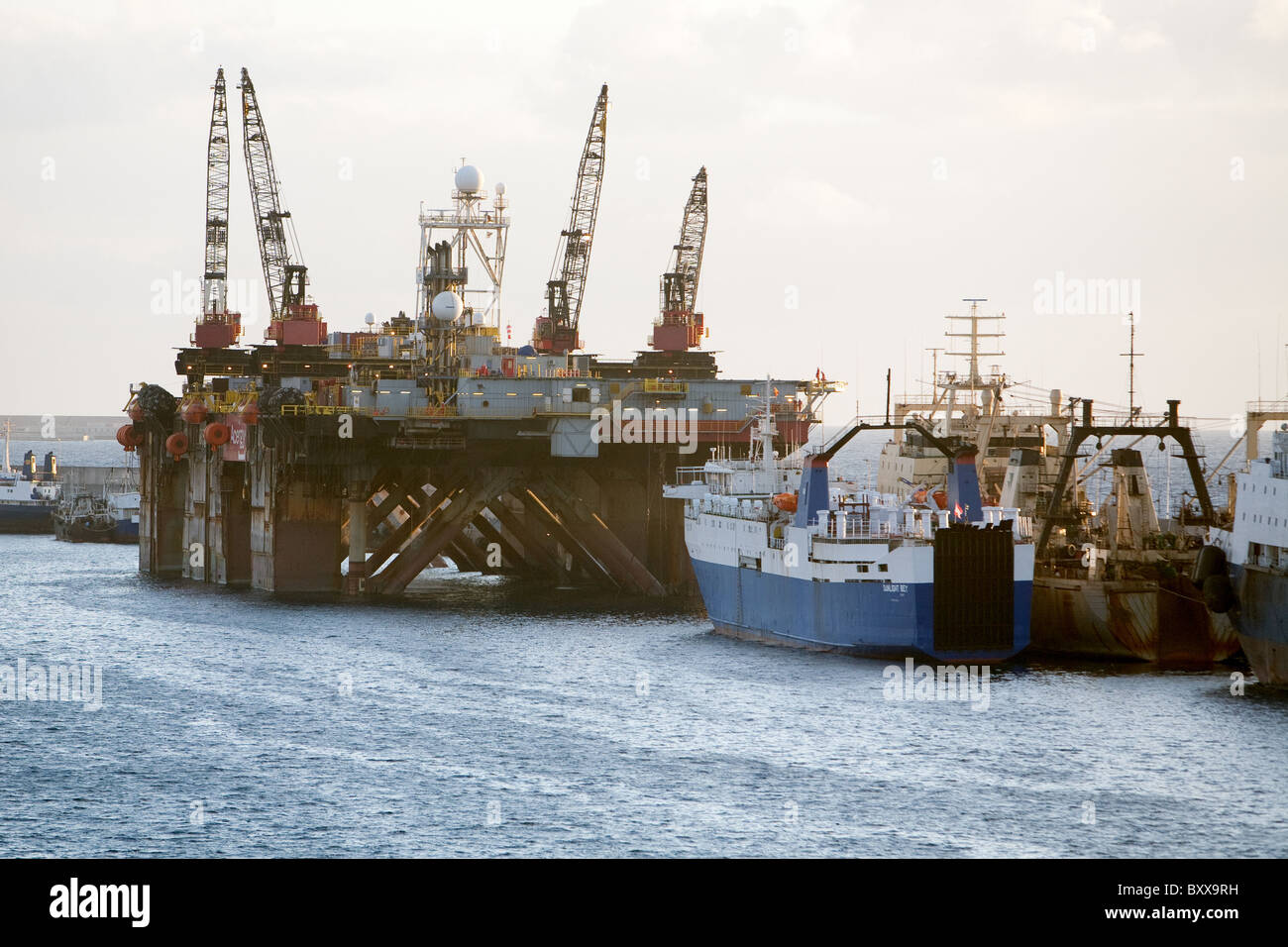 Acergy piper alongside quay Las Palmas Gran Carnia Oil pipe laying ...
