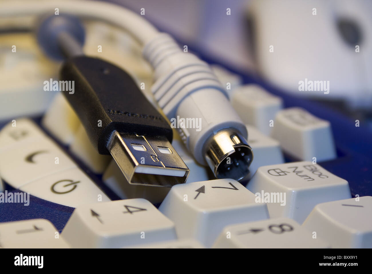 Keyboard With Cable High Resolution Stock Photography and Images - Alamy